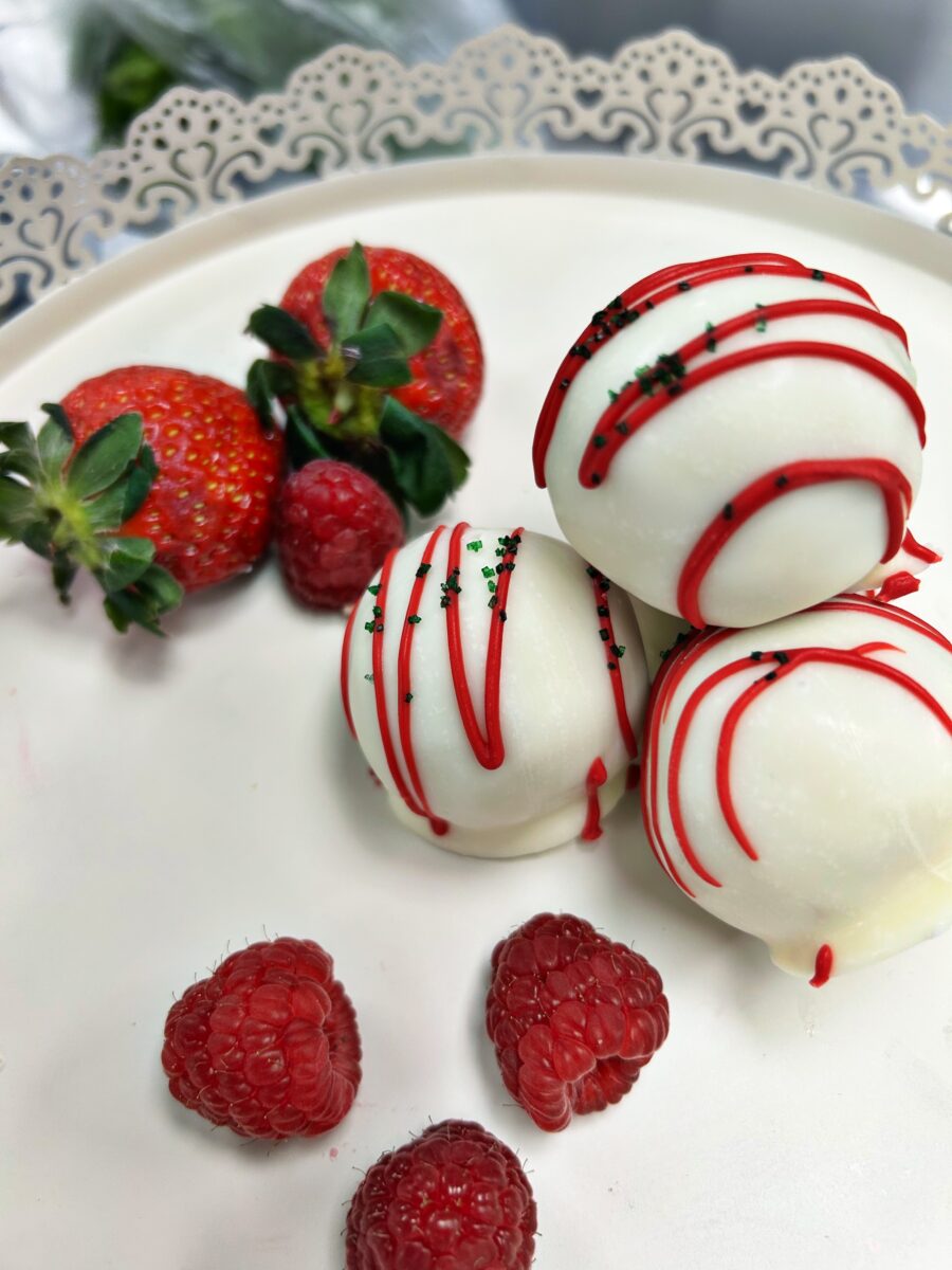 VANILLA PROTEIN CAKE BALLS - Power Fit Meals